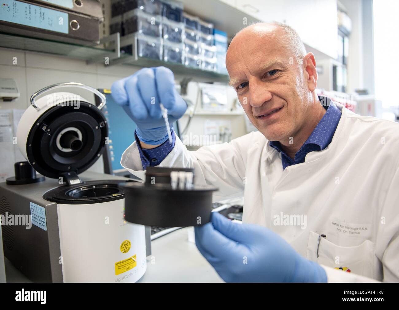 Pcr machine hi-res stock photography and images - Alamy