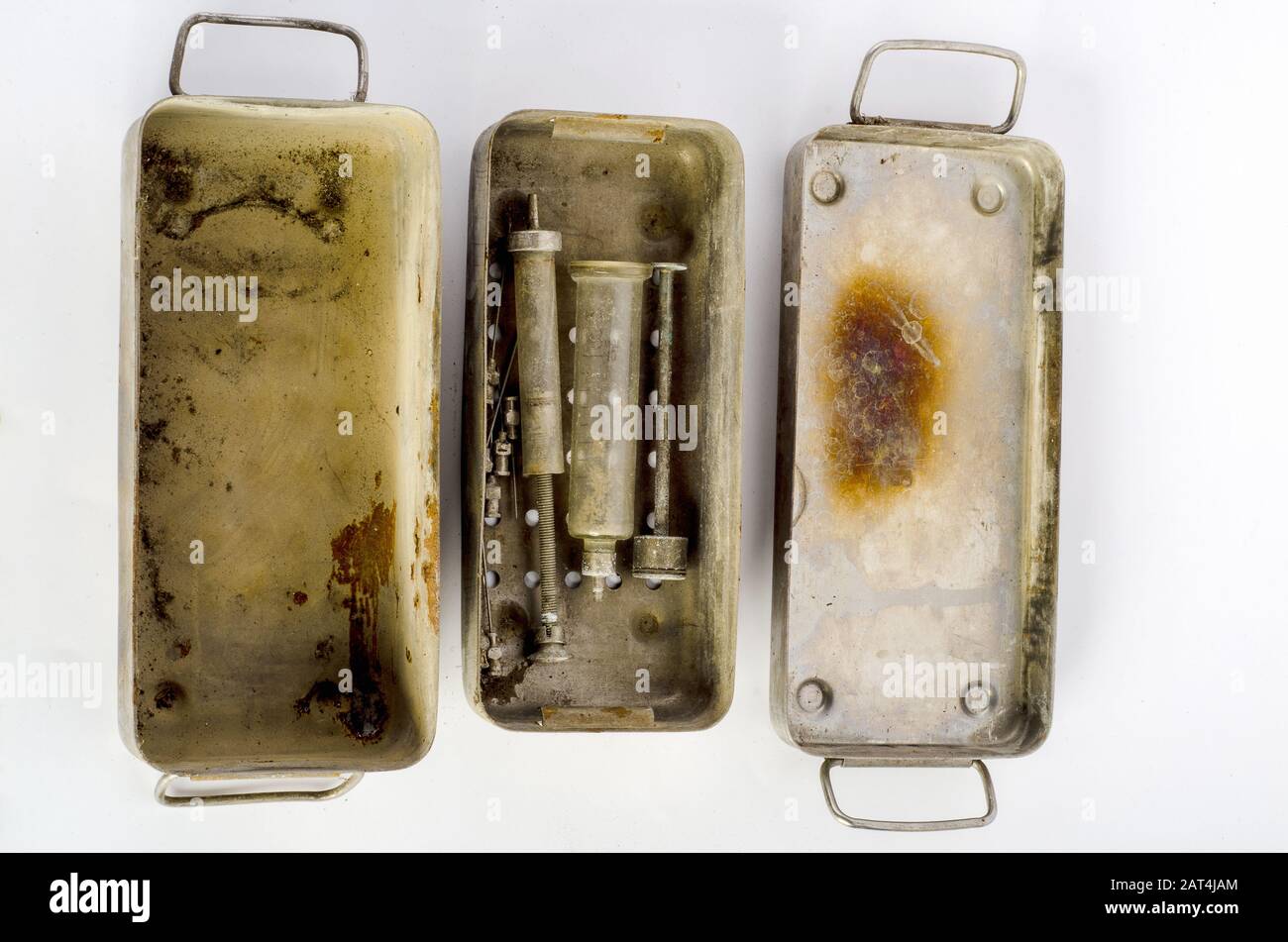 Morphine syringe 19th century hi-res stock photography and images - Alamy