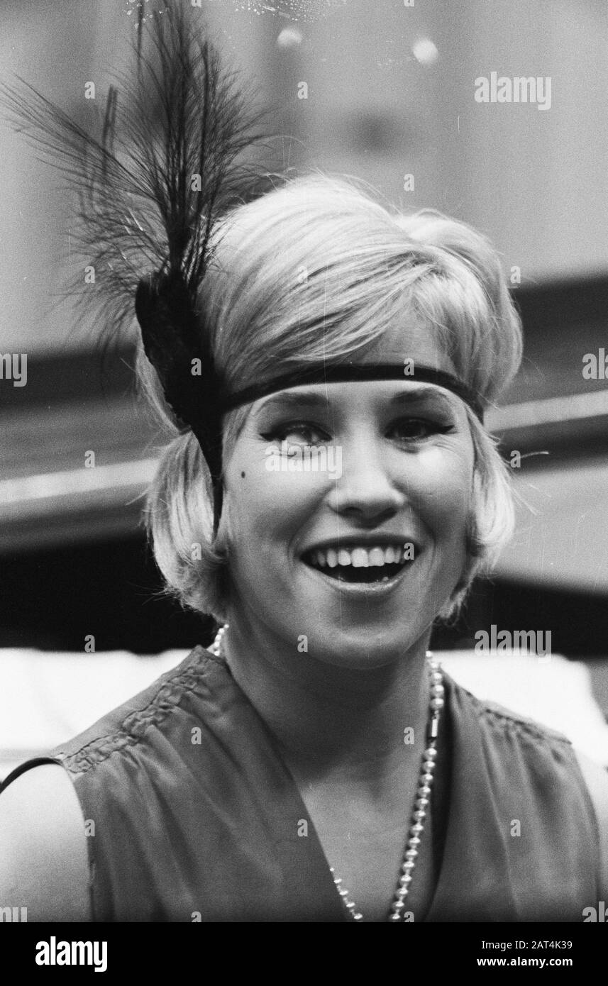 Firato 1963 Jenny Arean during her performance Date: September 13, 1963 ...