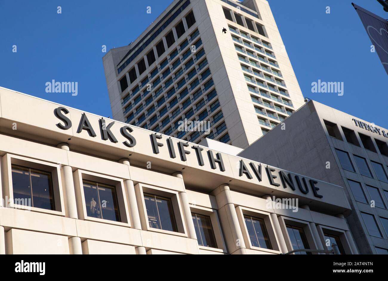 Saks fifth avenue san francisco hi-res stock photography and images - Alamy