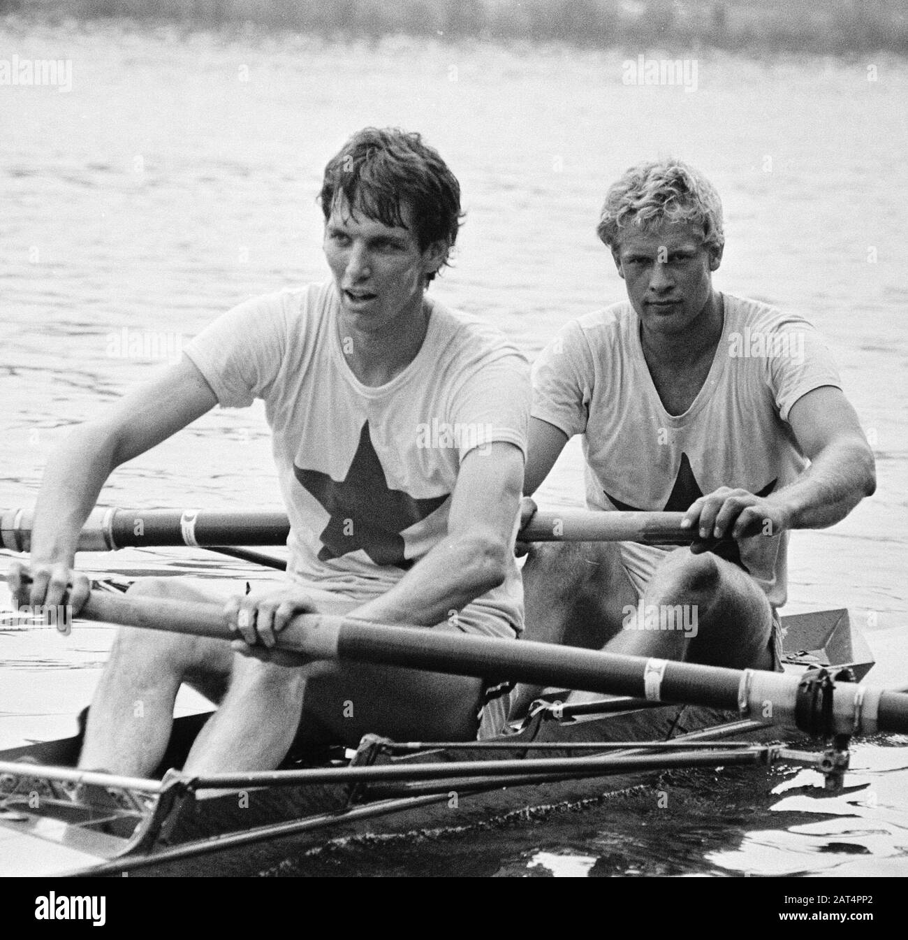 ARB rowing competitions at Bosbaan; two without helmsman of Aegir. Left ...