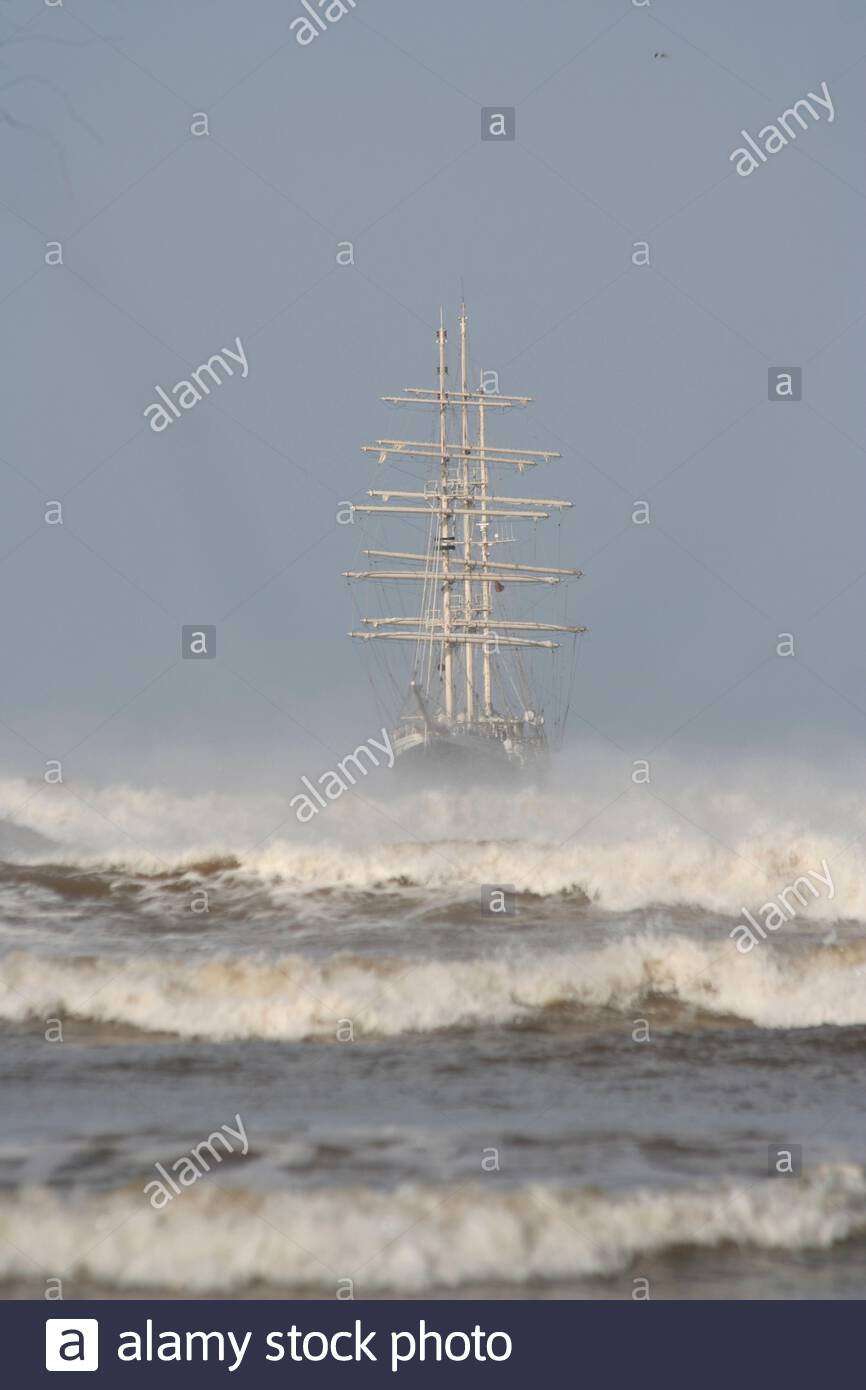 Square Rigged Ship Sailing Stock Photos & Square Rigged Ship Sailing ...
