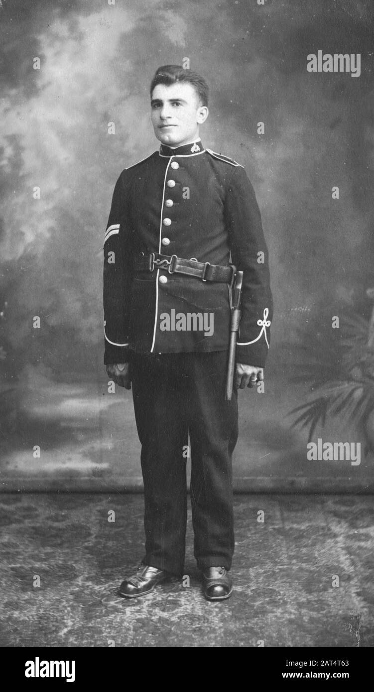 Candian soldier dress uniform WW1 Stock Photo - Alamy