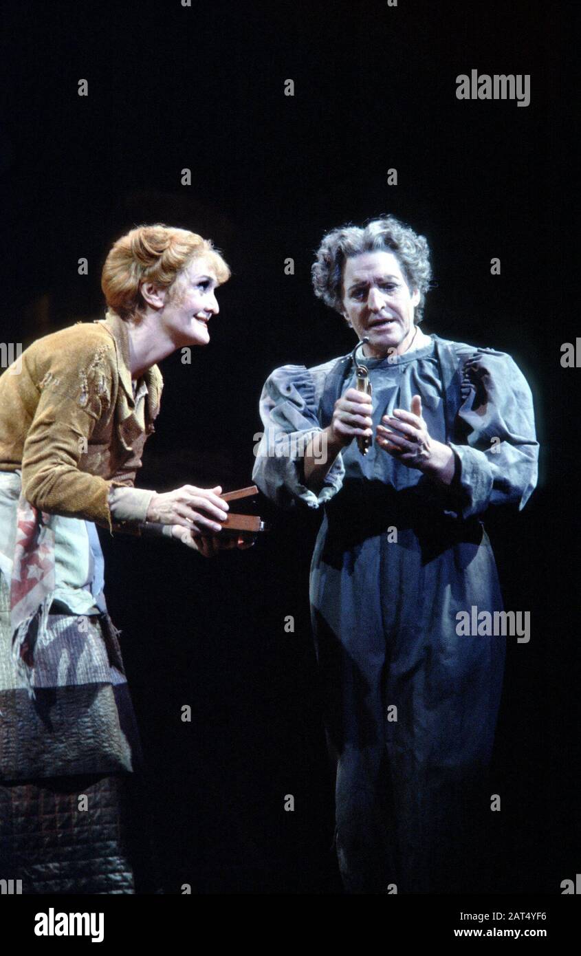 The demon barber of fleet steet hi-res stock photography and images - Alamy