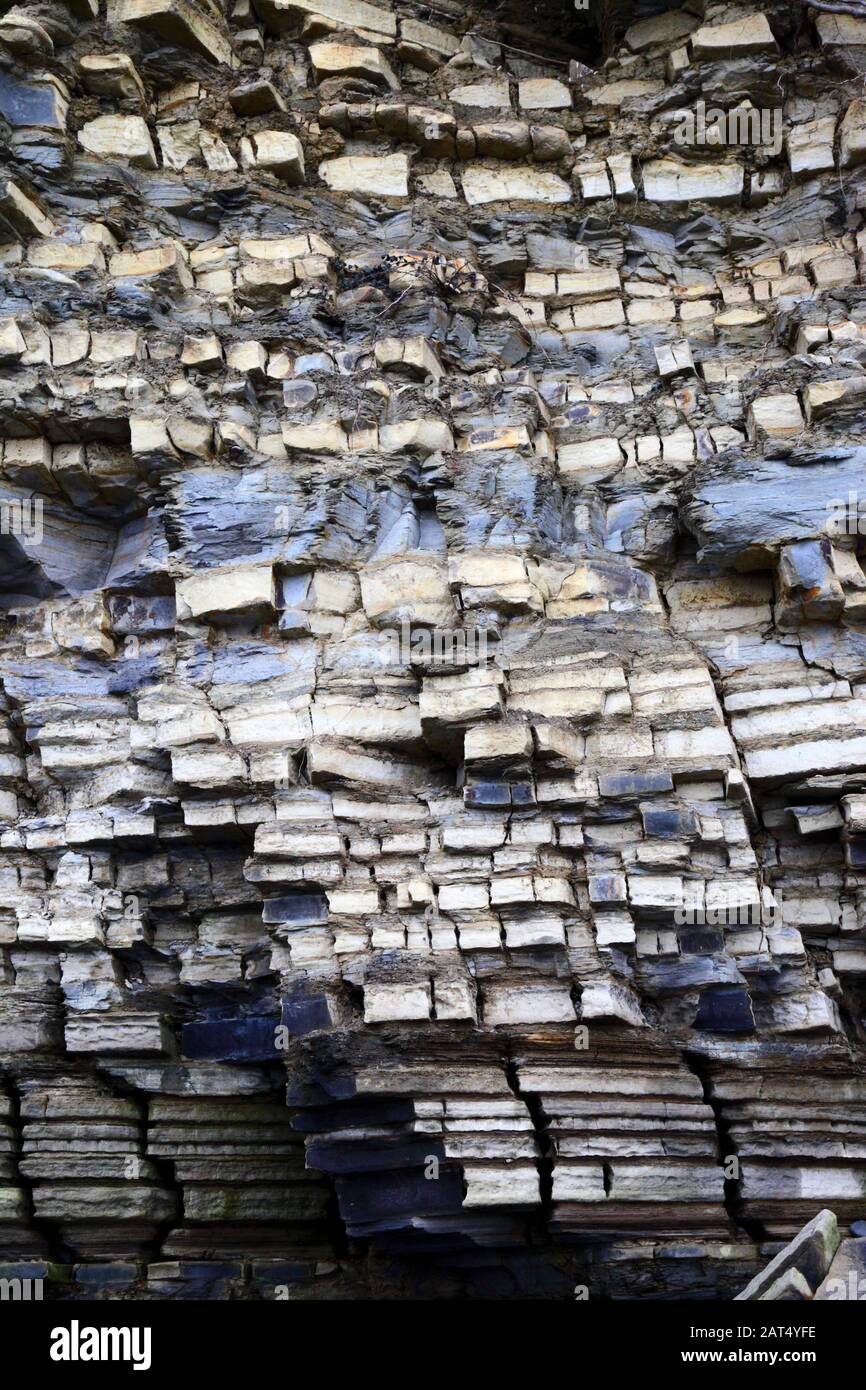 Jurassic coast cliffs blue lias hi-res stock photography and images - Alamy