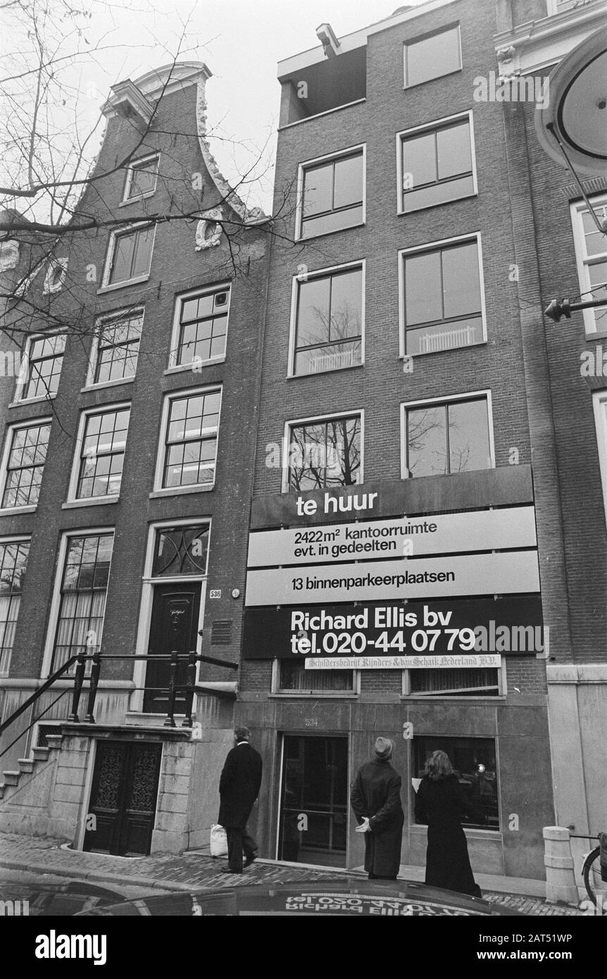 For rent office rent Black and White Stock Photos & Images - Alamy