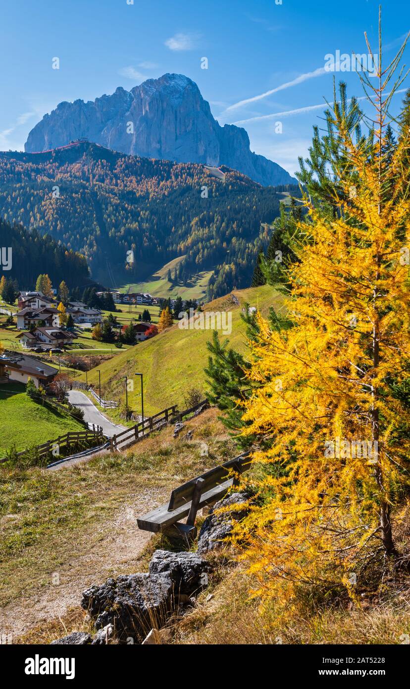 Autumn alpine Dolomites mountain scene, Sudtirol, Italy. Peaceful view ...