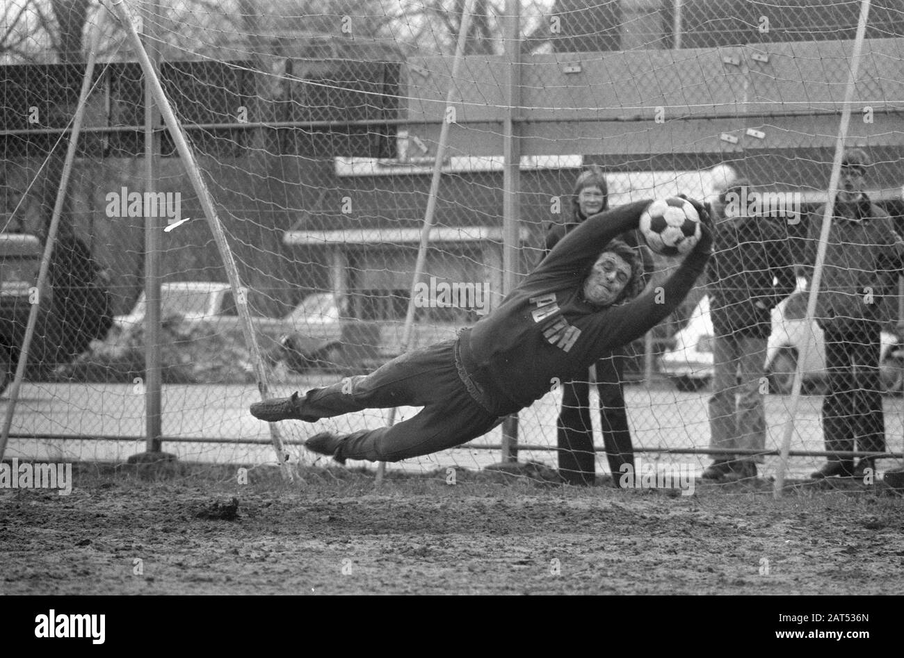 Keeper stuy dives hi-res stock photography and images - Alamy