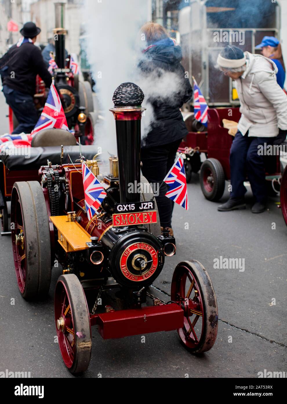 London new years day parade hi-res stock photography and images - Alamy