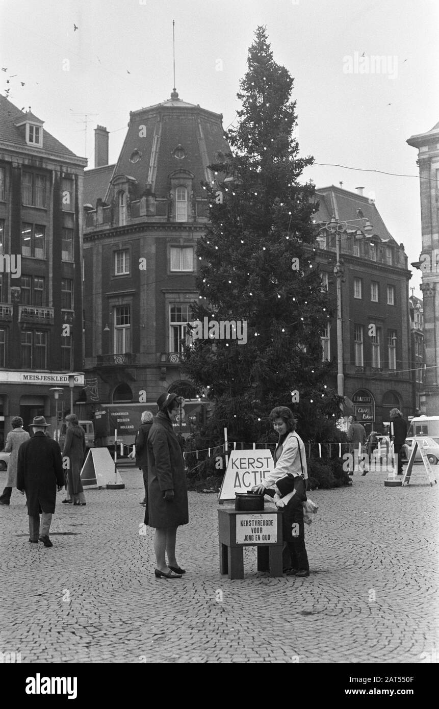 Christmas pot of Salvation Army on the Dam Date: December 15, 1972 ...