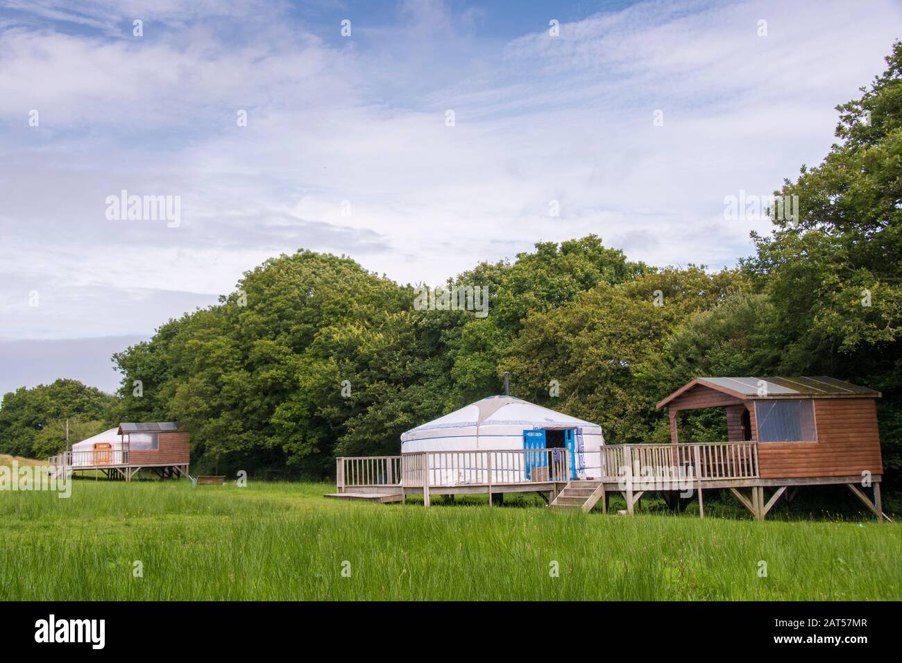 Glamping accommodation hi-res stock photography and images - Alamy