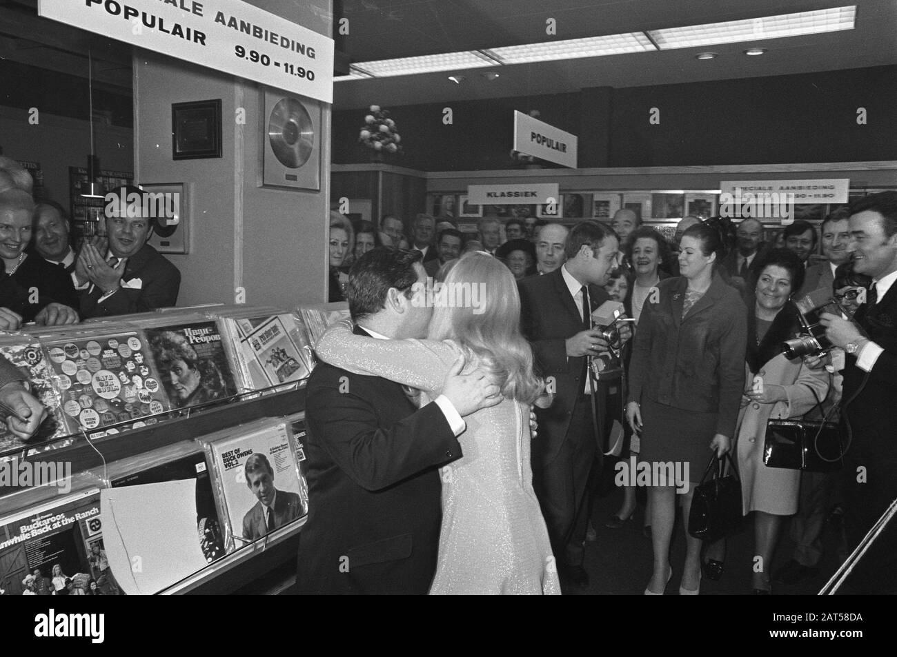 Willy alberti record store hi-res stock photography and images - Alamy