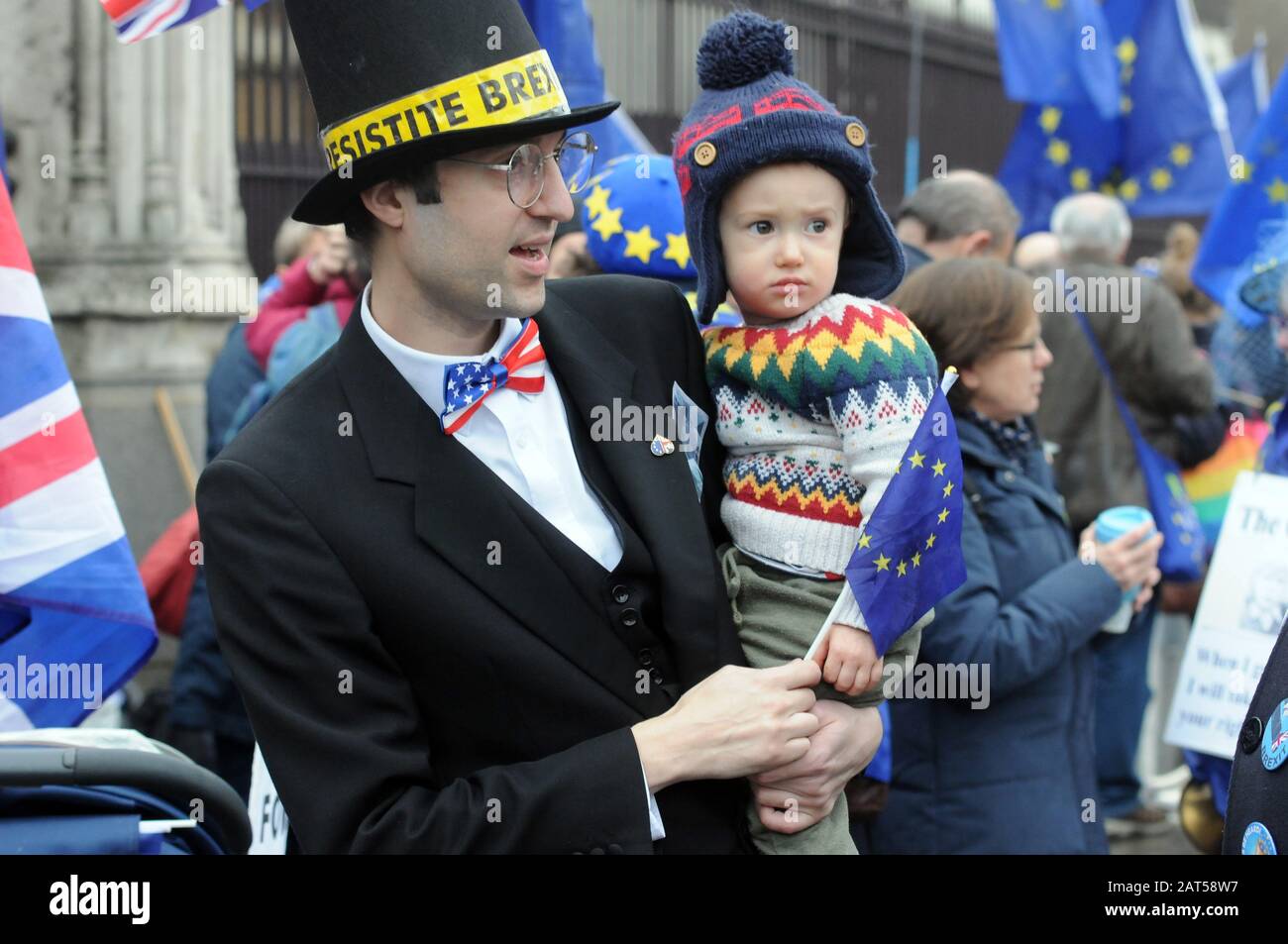 Jacob rees mogg top hat hi-res stock photography and images - Alamy