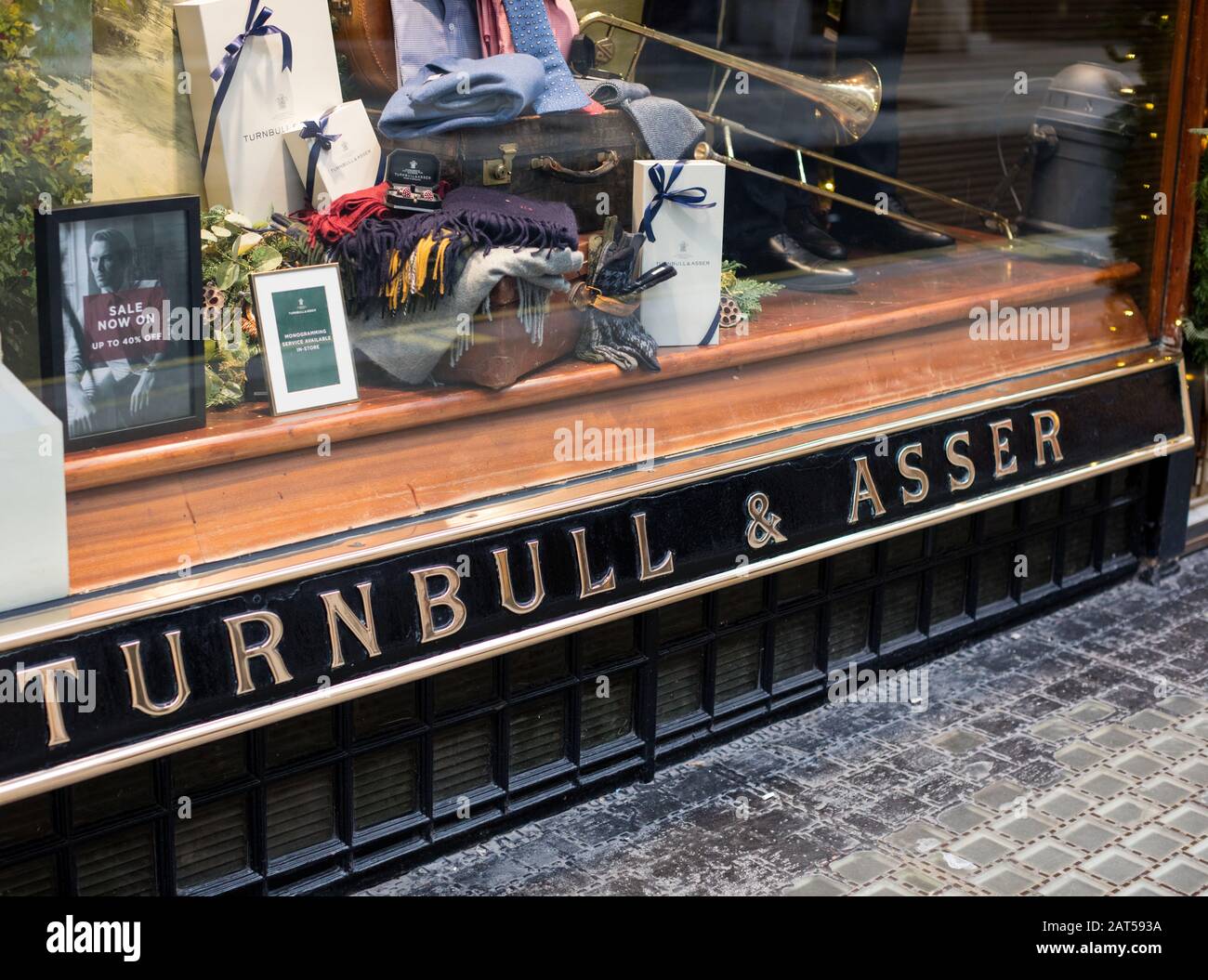 Shirtmaker and hosier hi-res stock photography and images - Alamy