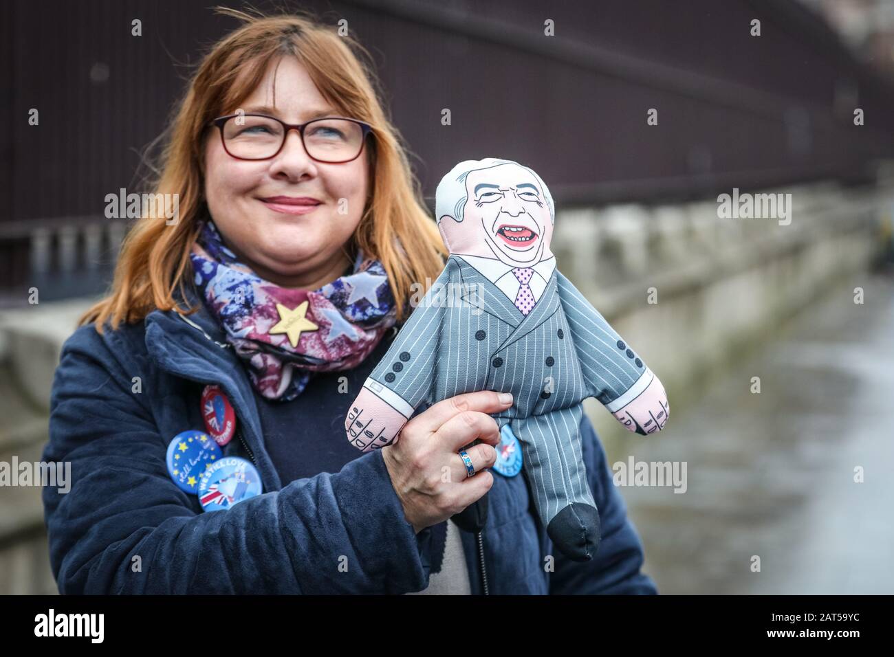 News commons dog hi-res stock photography and images - Alamy