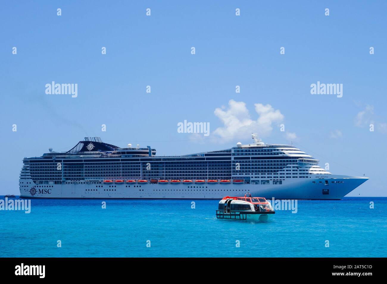 Cruise ship MSC Divina caribbean sea 2017 Stock Photo - Alamy