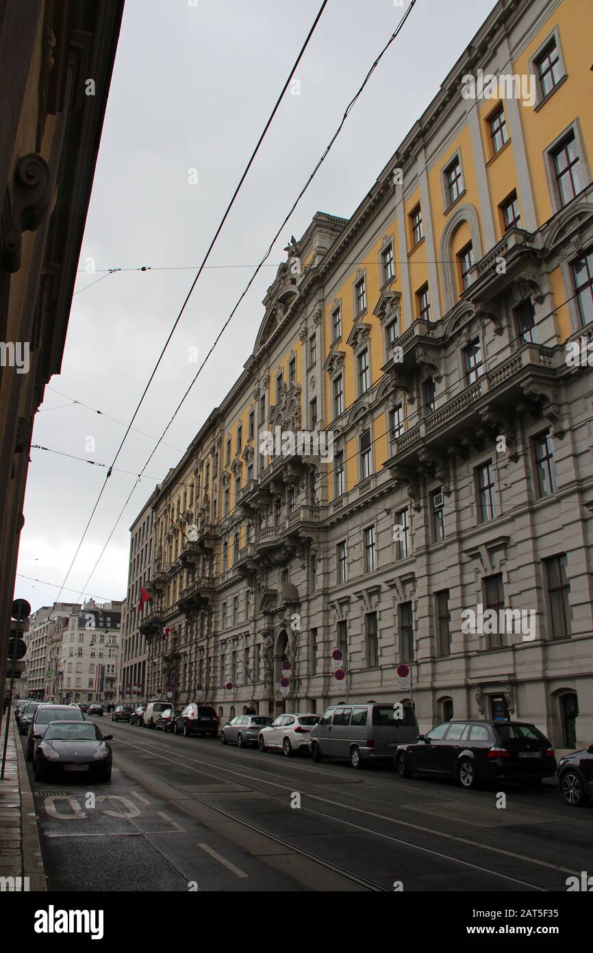 street and baroque (flat ?) building in vienna (austria Stock Photo - Alamy