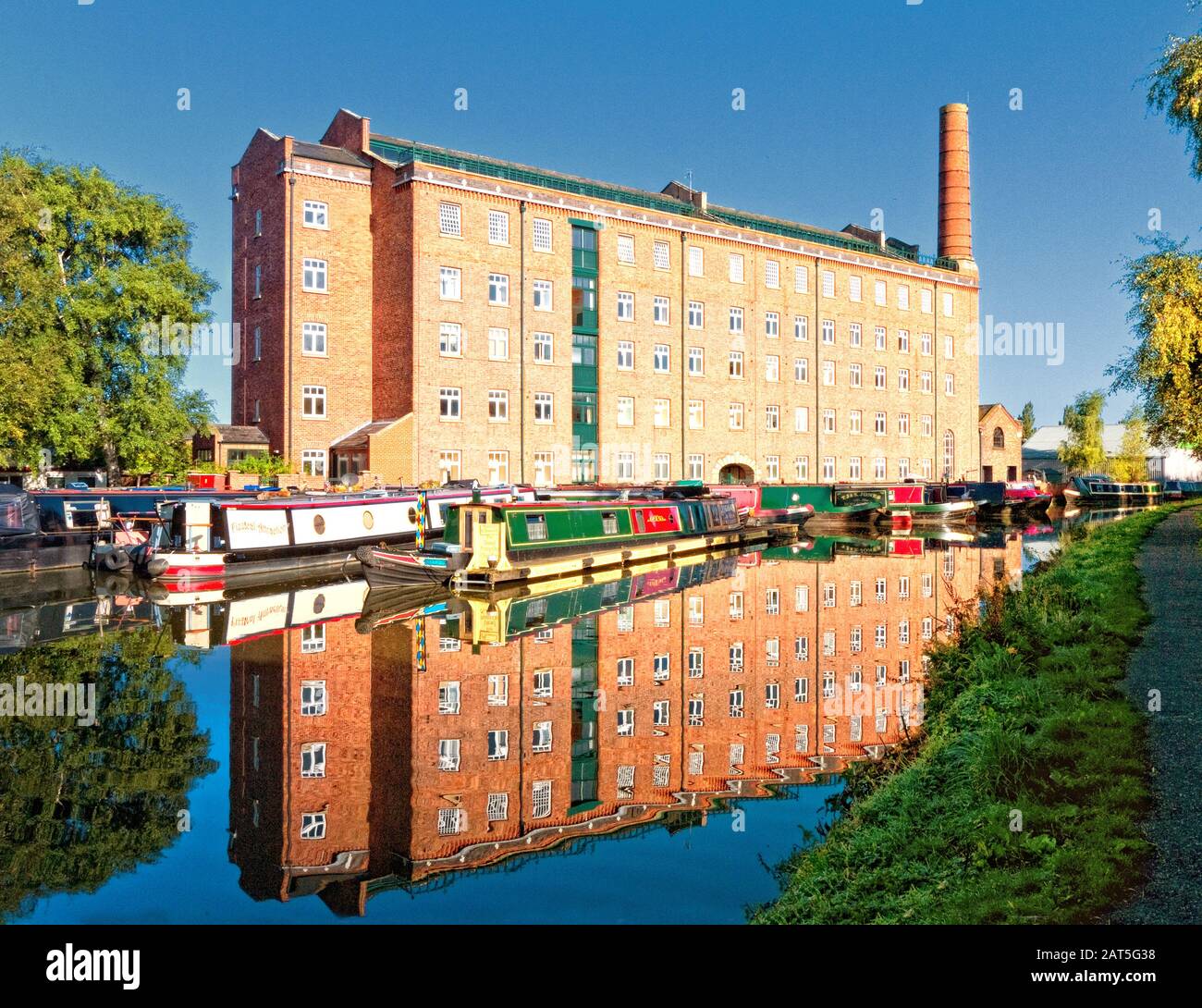 The old Hovis Mill building at Macclesfield on the canal Stock Photo ...