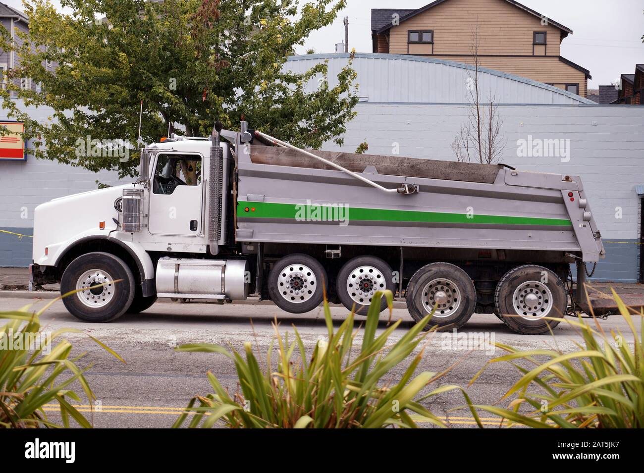 Large dump truck hi-res stock photography and images - Alamy