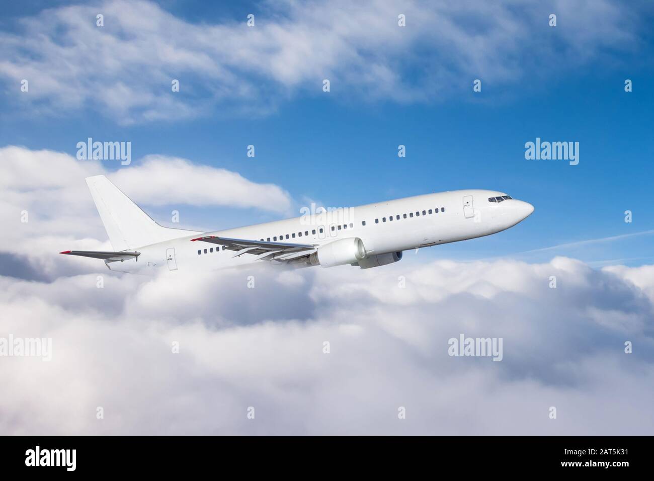 Dense layer of white cloud hi-res stock photography and images - Alamy