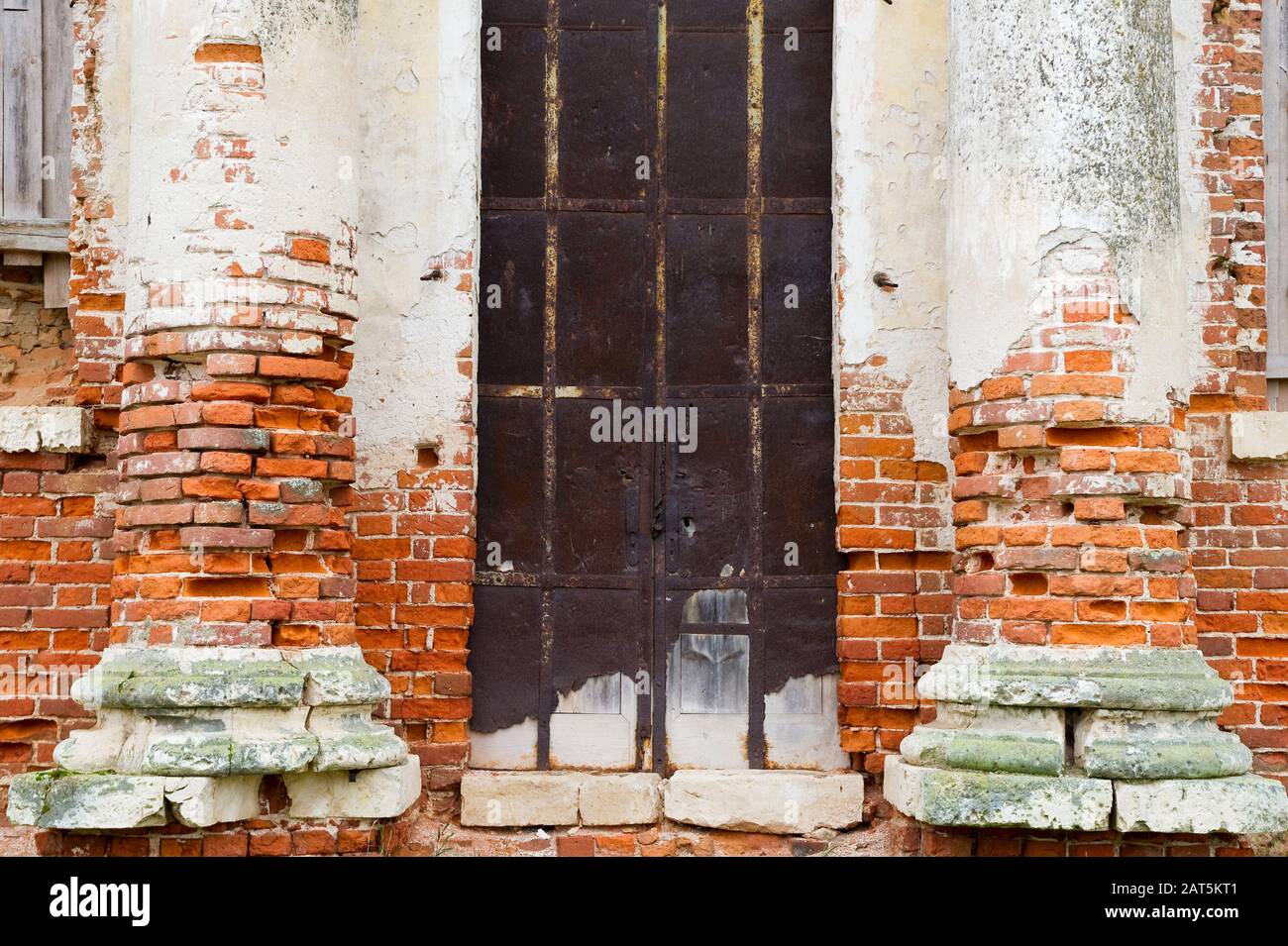 Blocked Entrance High Resolution Stock Photography and Images - Alamy