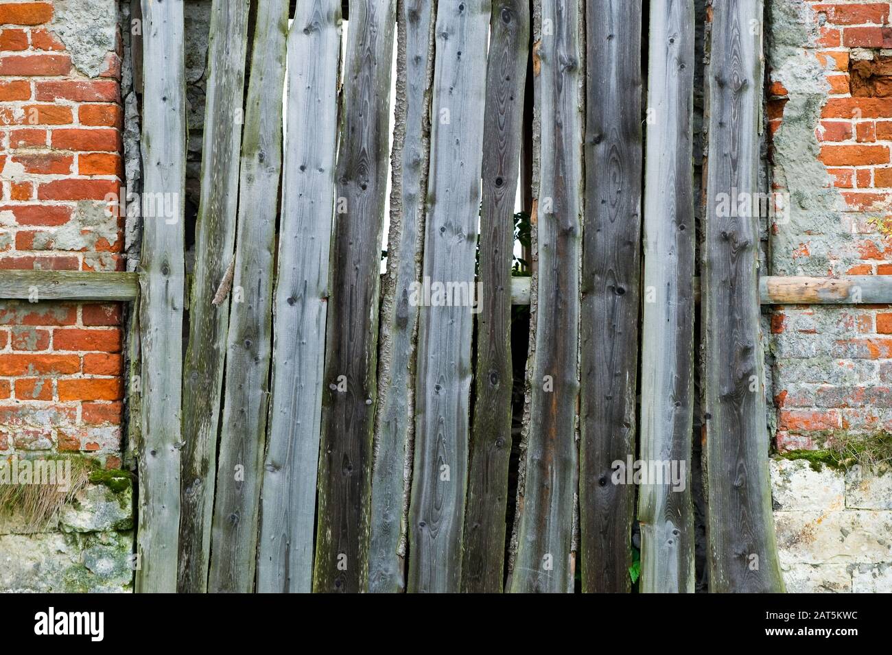Boarded up church window hi-res stock photography and images - Alamy