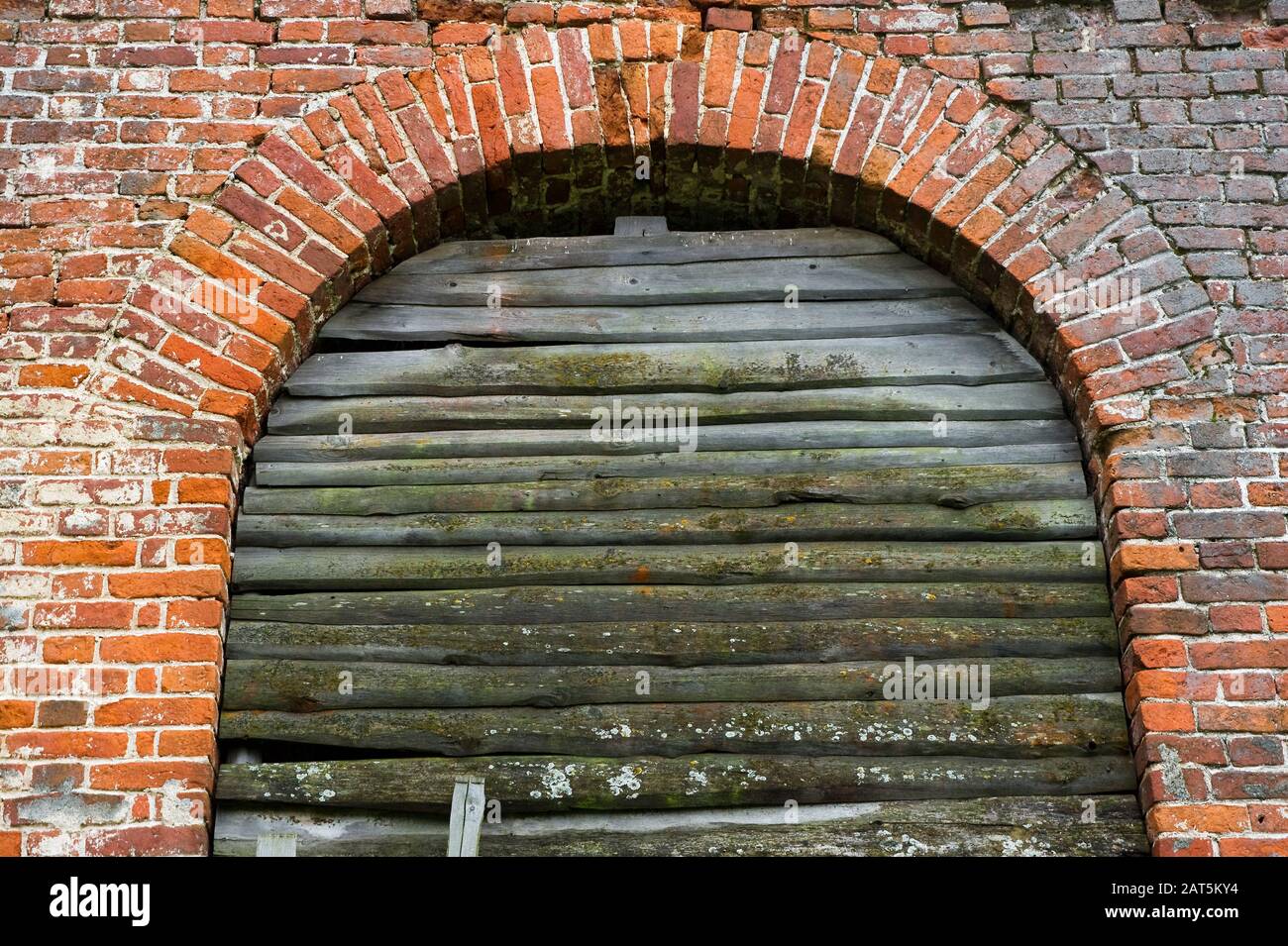 Boarded up church window hi-res stock photography and images - Alamy