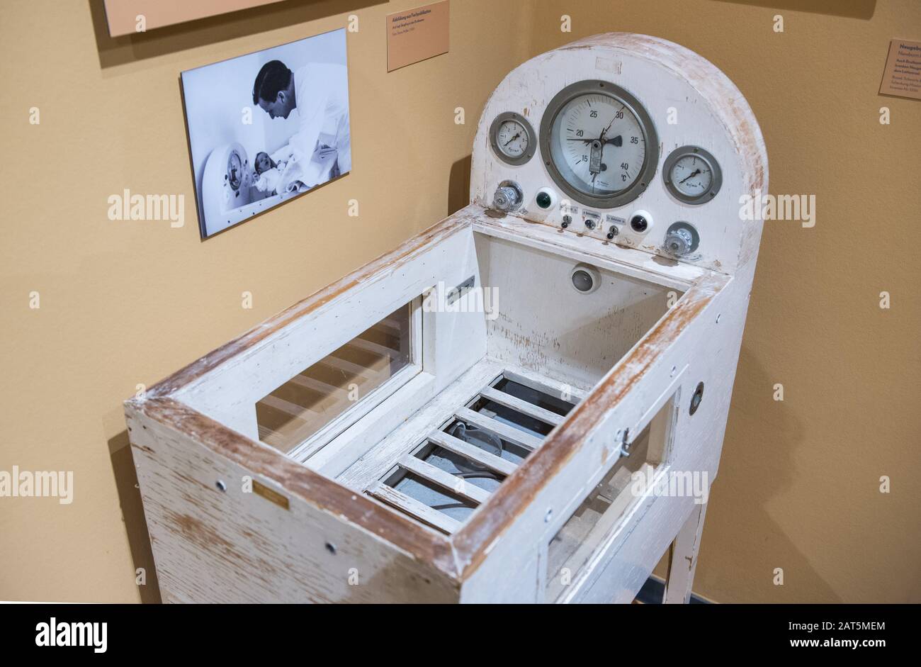 Hamburg, Germany. 30th Jan, 2020. A historical newborn incubator is ...
