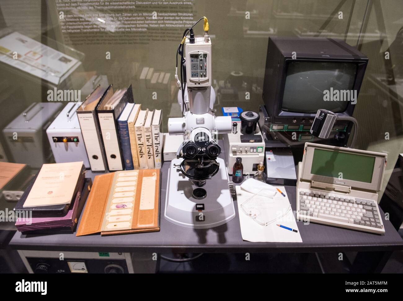 Hamburg, Germany. 30th Jan, 2020. A historical microscope and research ...