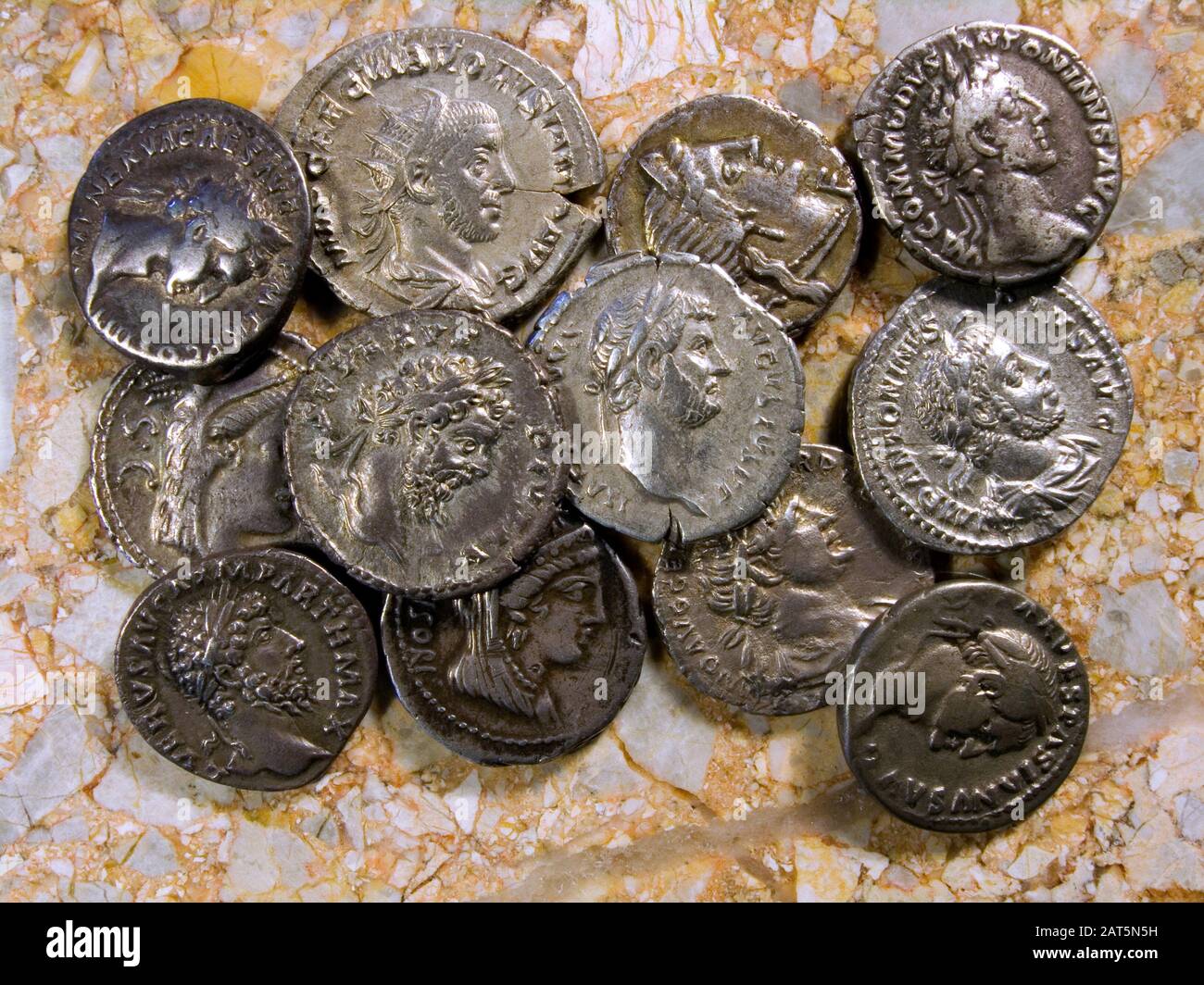 Old roman coins hi-res stock photography and images - Alamy