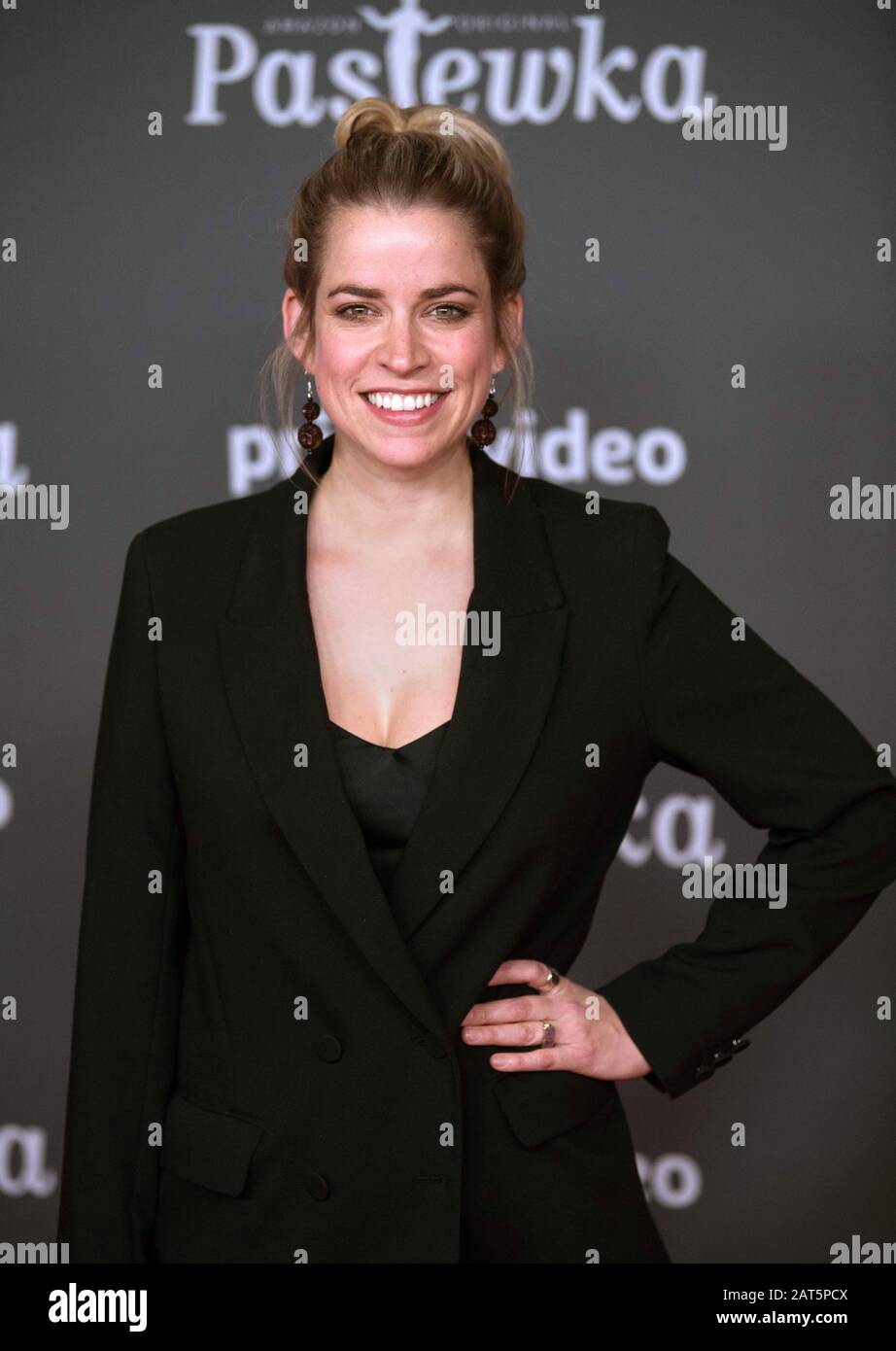 Berlin, Germany. 30th Jan, 2020. The actress Merle Collet comes to the ...