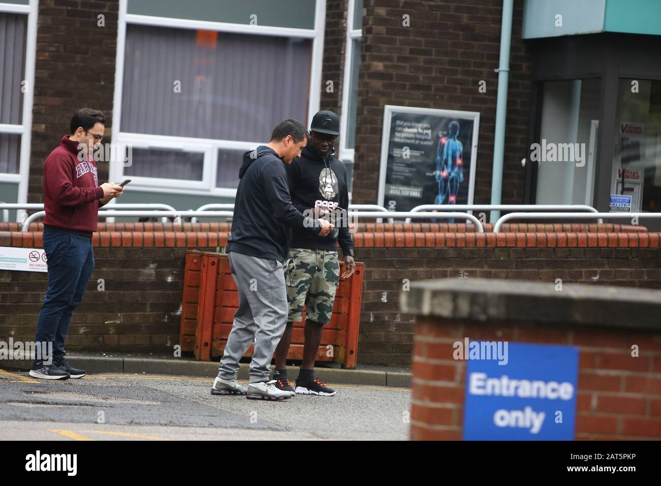 Liverpool,uk Liverpool Fc Player Sadio Mane leaves hospital after check ...