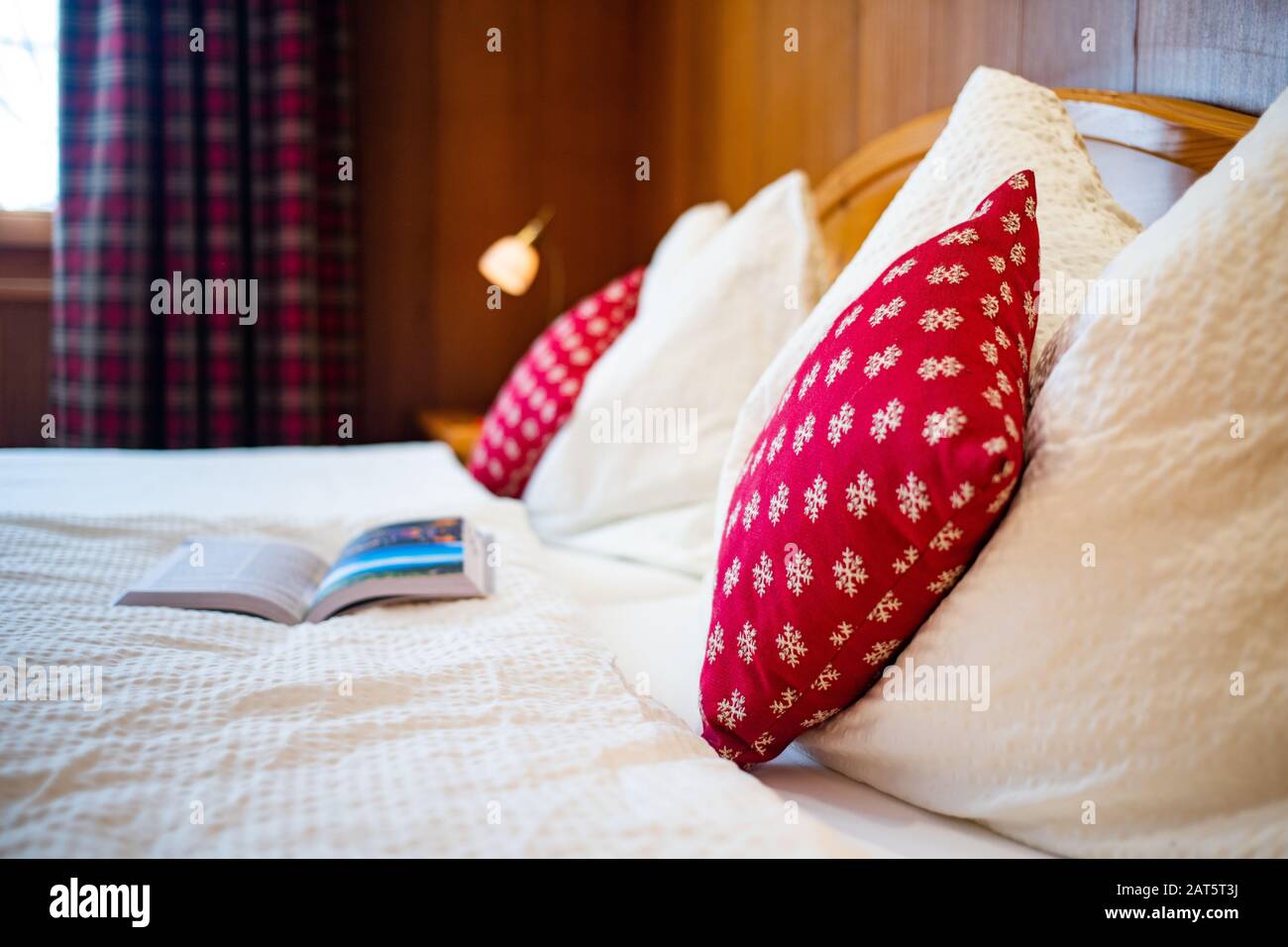 Checkered pillows hi-res stock photography and images - Alamy