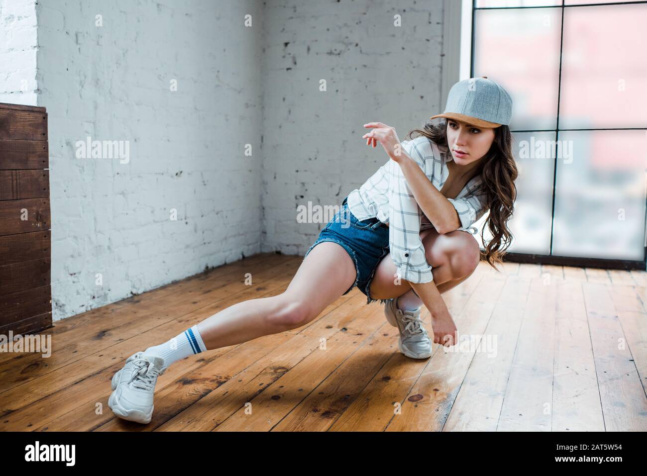 Attractive movements hi-res stock photography and images - Alamy