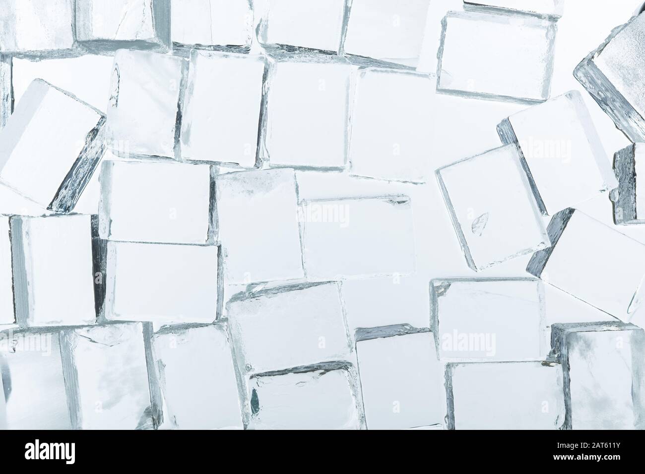 Mirror cubes hi-res stock photography and images - Alamy
