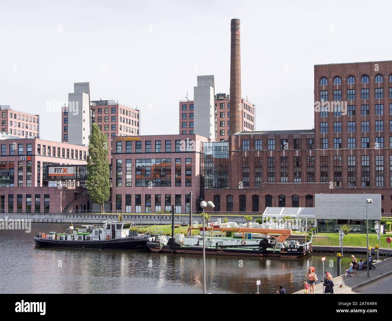 Berlin port hi-res stock photography and images - Alamy