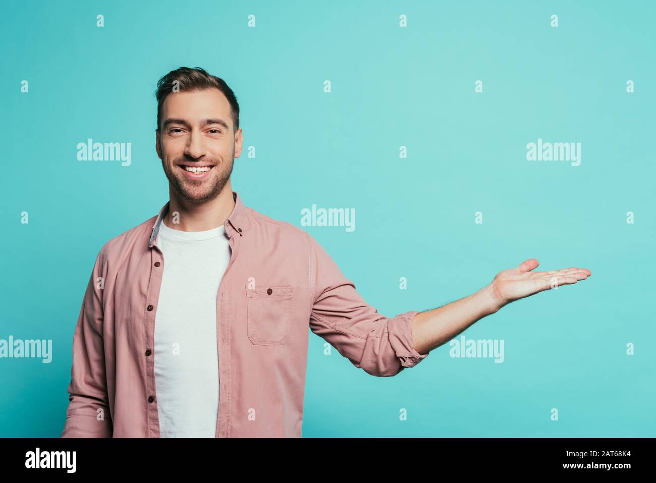 Man presenting something hi-res stock photography and images - Alamy
