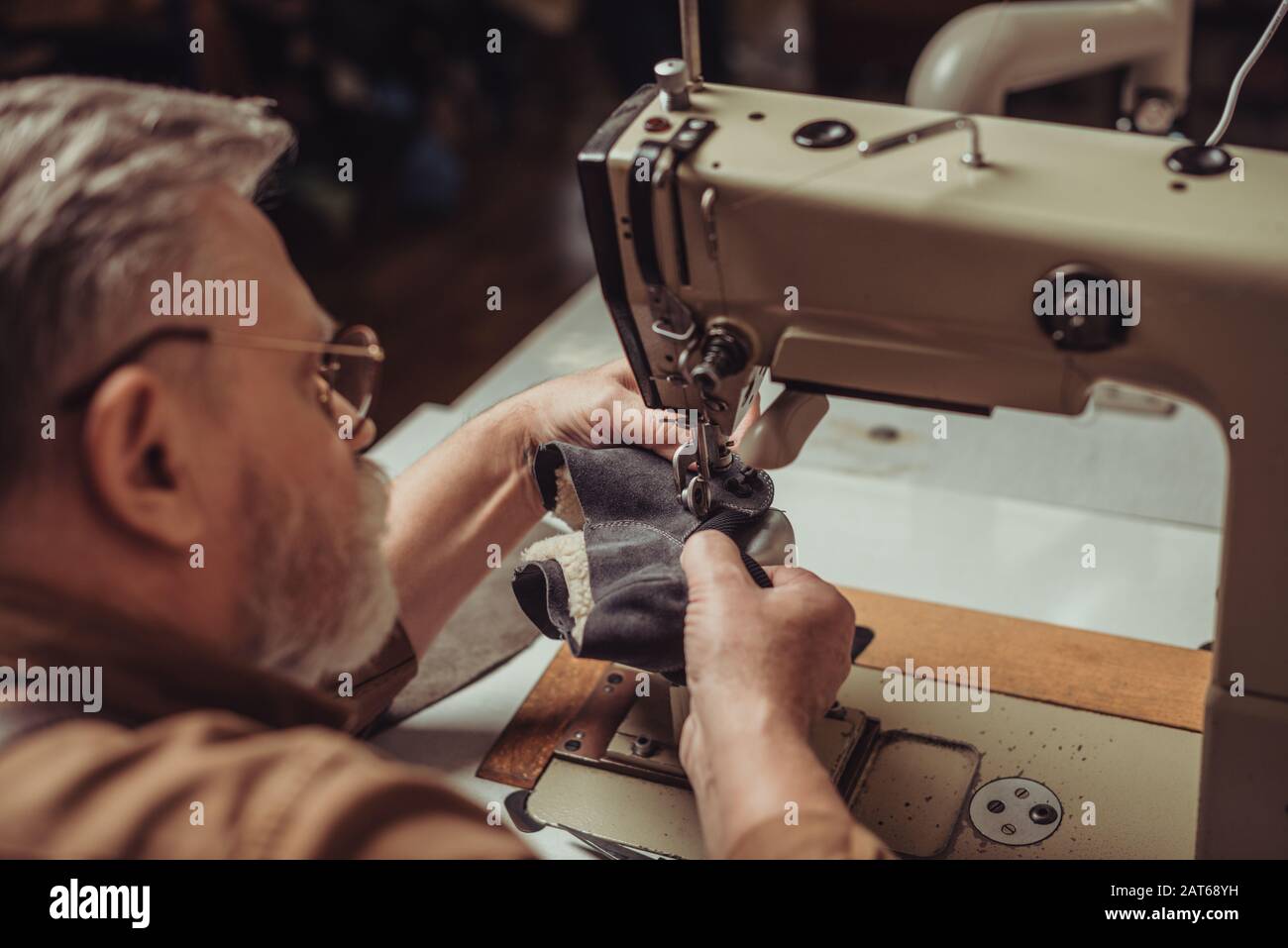 Sewing detail hi-res stock photography and images - Alamy