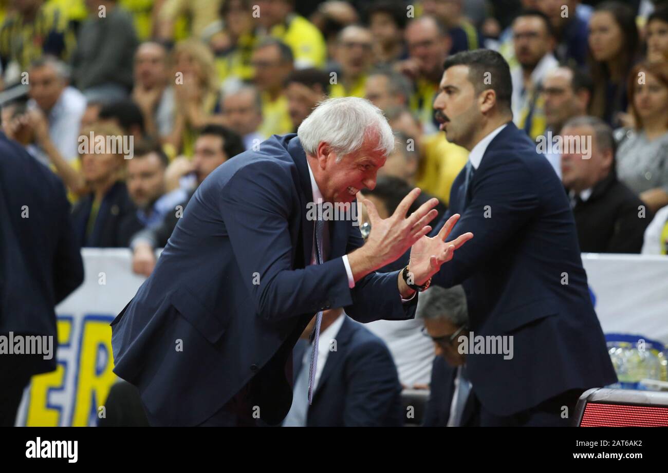 Coach angry player hi-res stock photography and images - Alamy