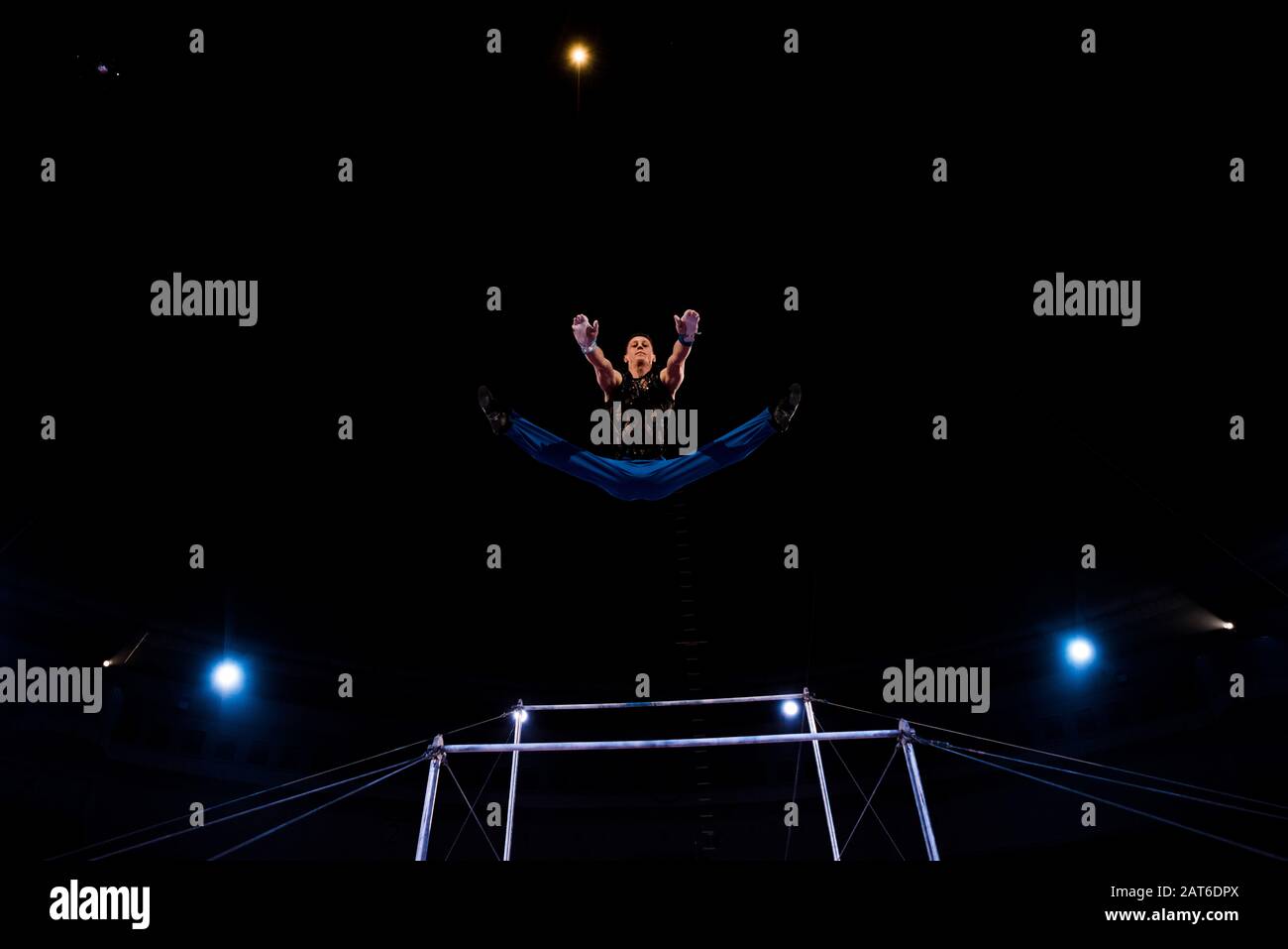 Show jumping bars hi-res stock photography and images - Alamy