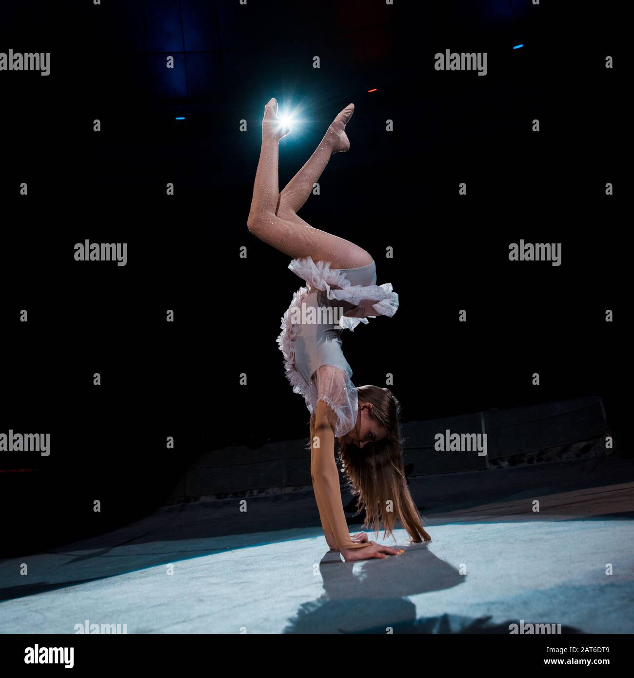 Back handstand hi-res stock photography and images - Alamy