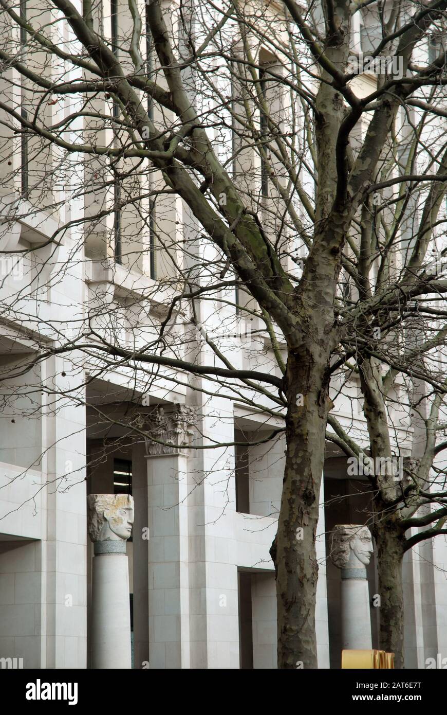 Juxon house st paul's churchyard hi-res stock photography and images ...