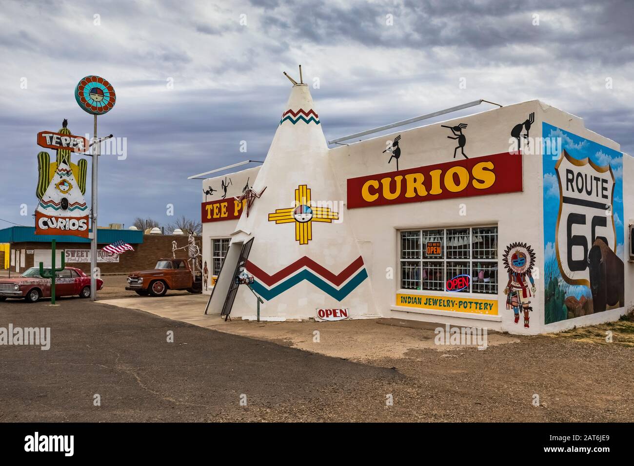 Tepee Curios shop, with murals painted by artist Doug Quarles, along ...