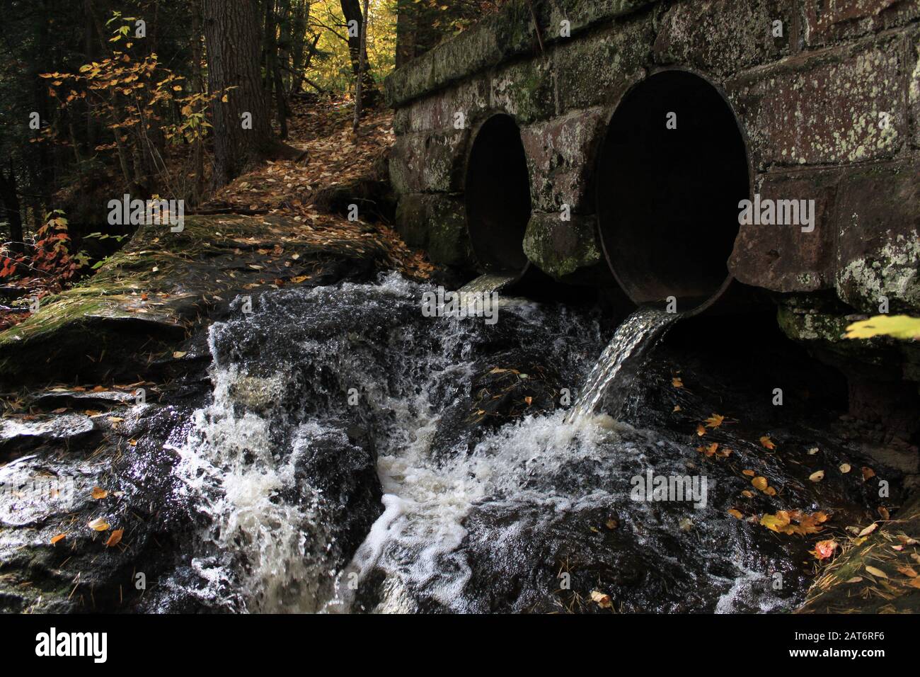Stone culvert hi-res stock photography and images - Alamy