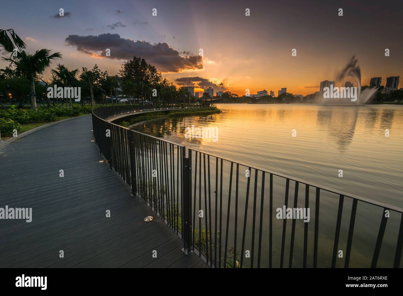 Titiwangsa Lake Recreational Park at Kuala Lumpur during morning Stock ...