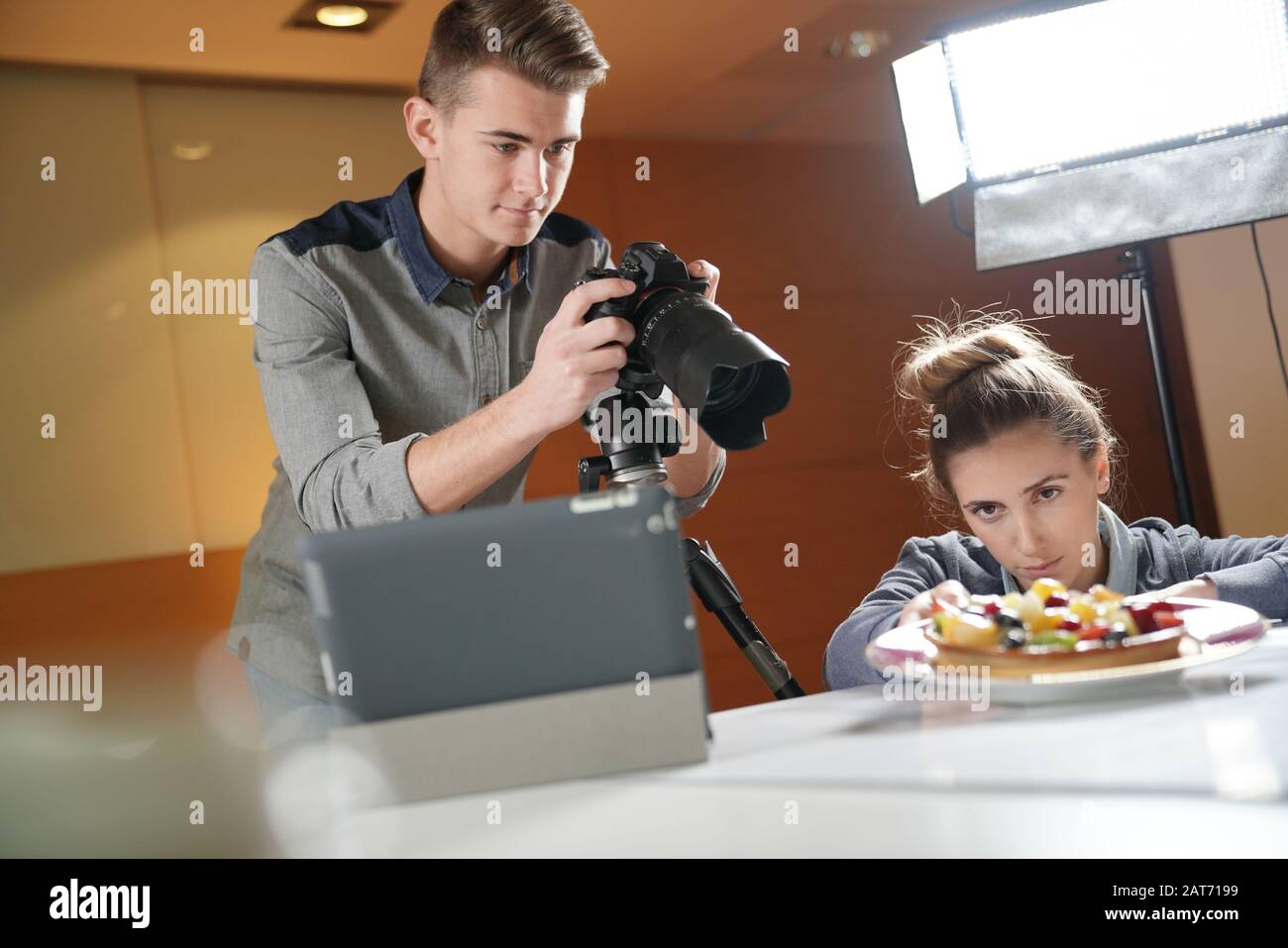 Young people in photography training course Stock Photo - Alamy