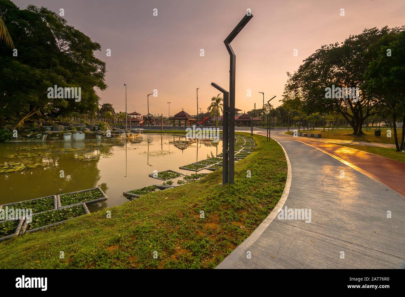 Titiwangsa Recreational Park at Kuala Lumpur Stock Photo - Alamy