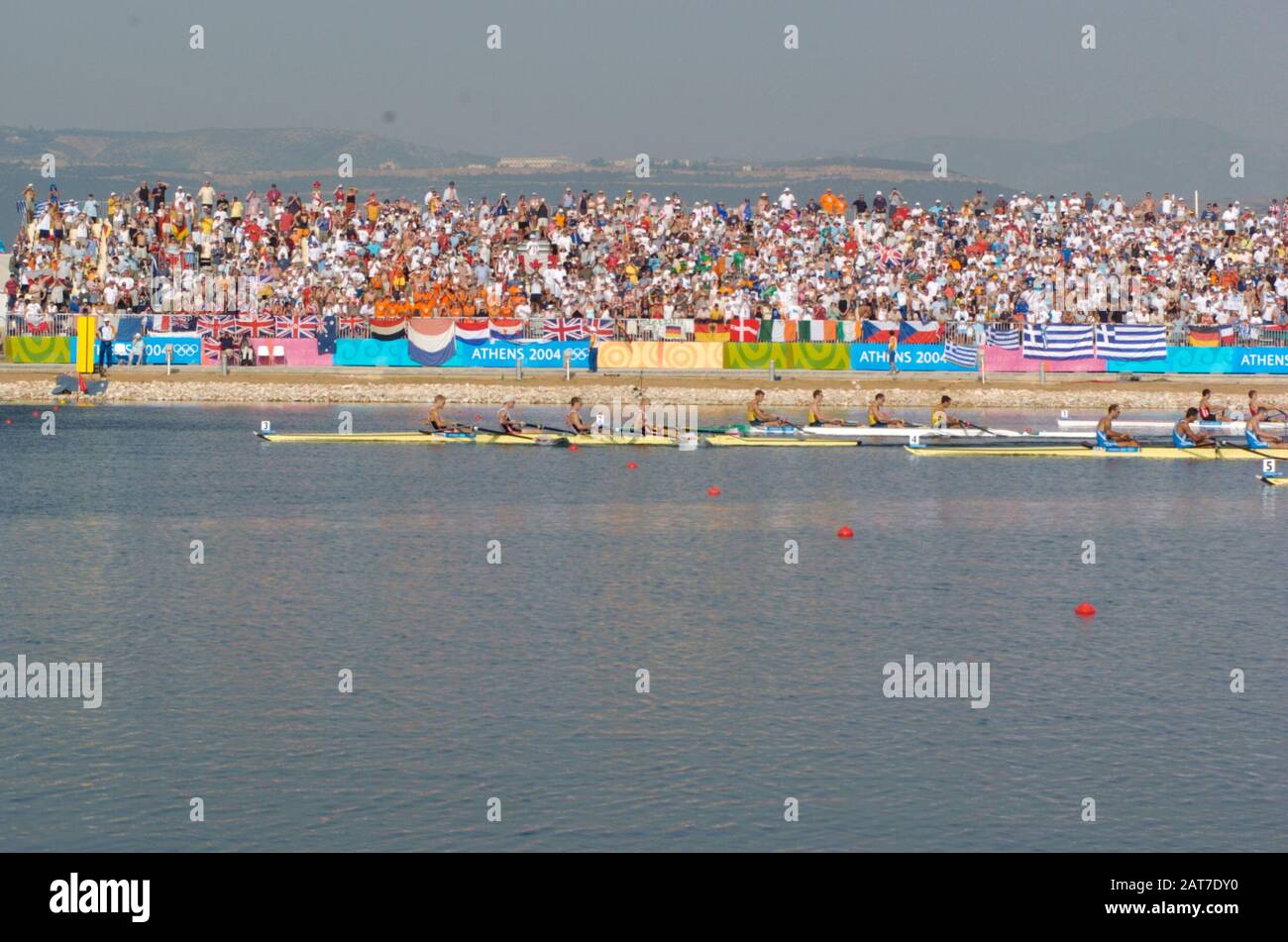 Mens lightweight four finish hi-res stock photography and images - Alamy