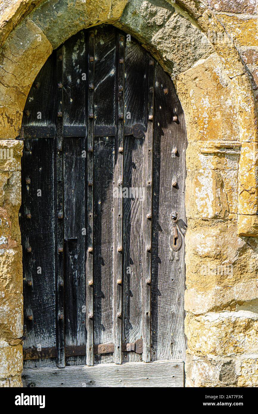 Old strong wooden door hi-res stock photography and images - Alamy