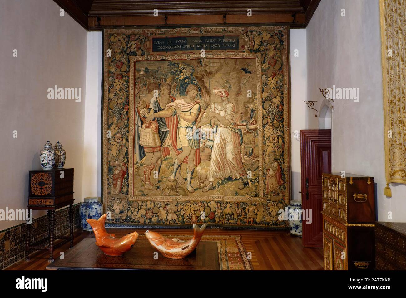 Julius caesar room with tapestry hi-res stock photography and images ...
